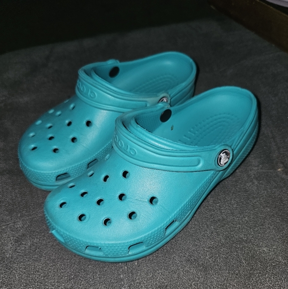 CROCS | Shoes | Crocs Kids Slippers Teal | Poshmark